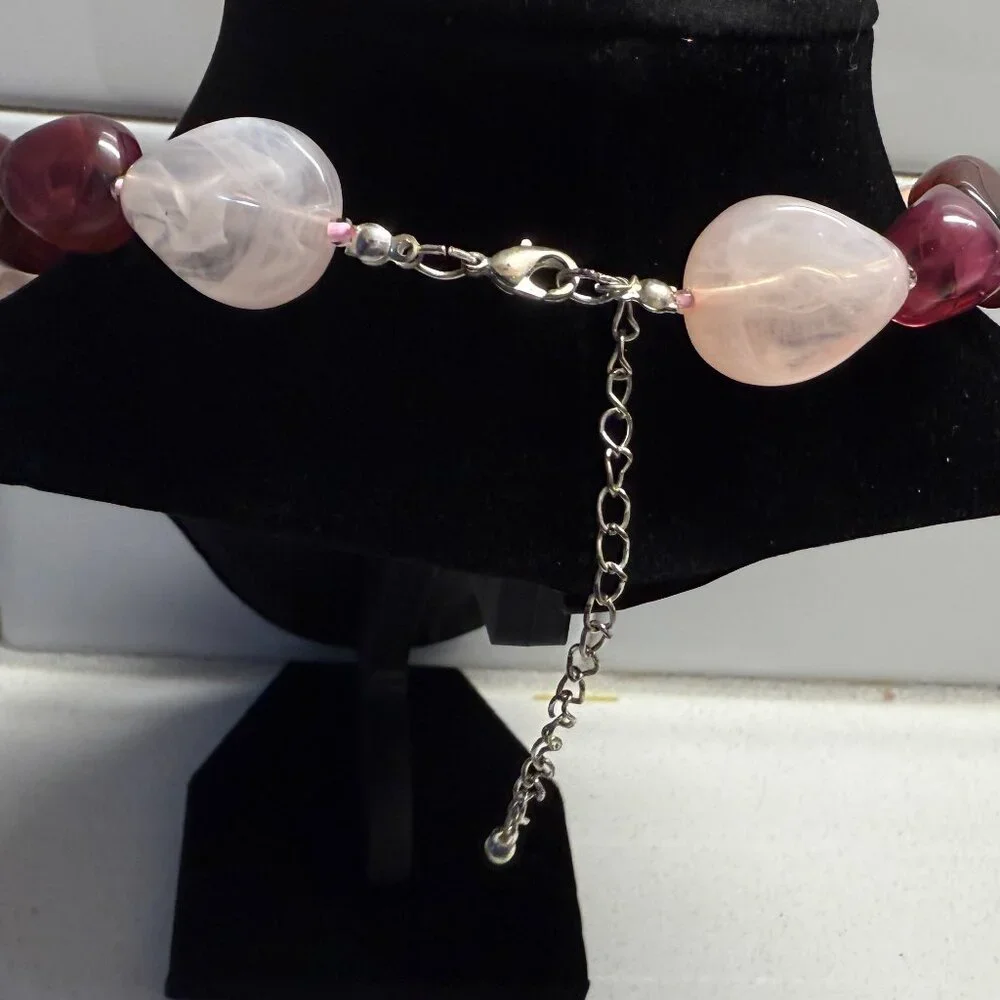 Jewelry | Mauve And Pink Chunky Acrylic Bead Necklace | Poshmark